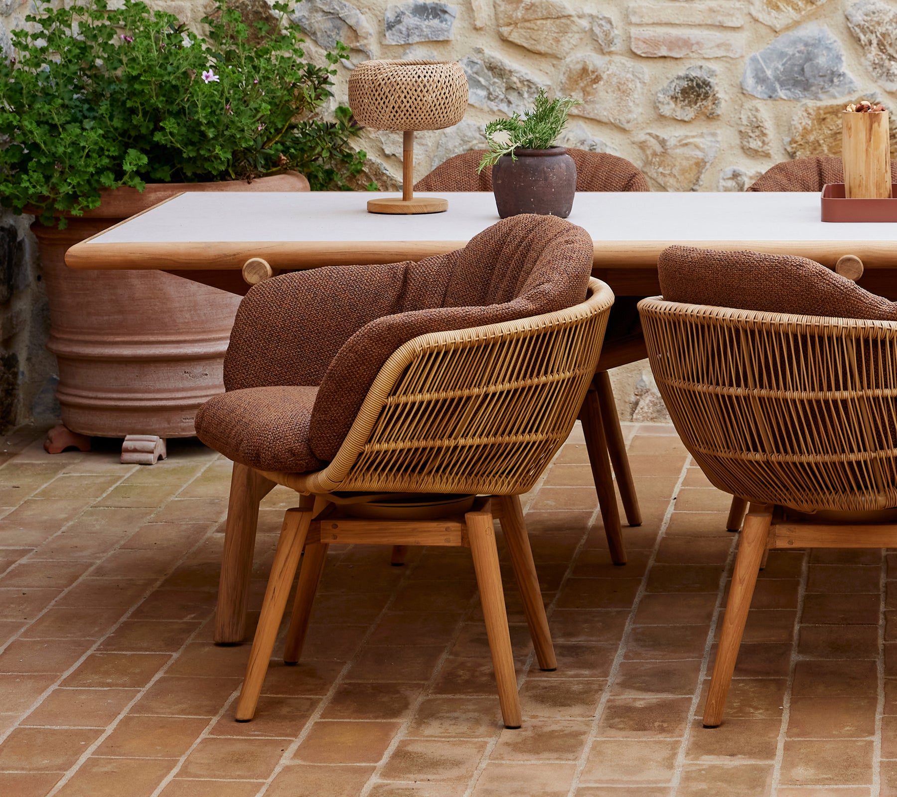 Cane-line Stay chair w/teak swivel - Exclusive Danish design furniture ...